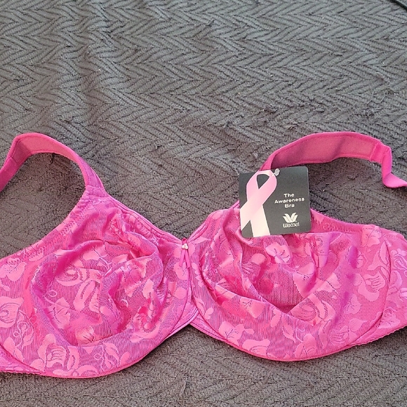 Wacoal | Intimates & Sleepwear | Wacoal Pink Lace Full Coverage Bra ...